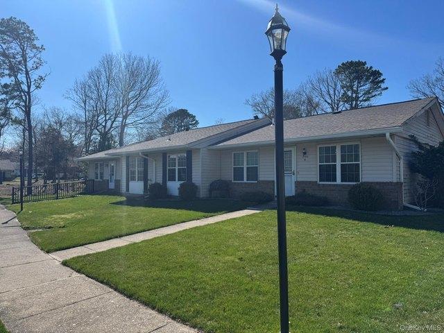 368 Woodbridge Dr Unit A, Ridge, NY 11961