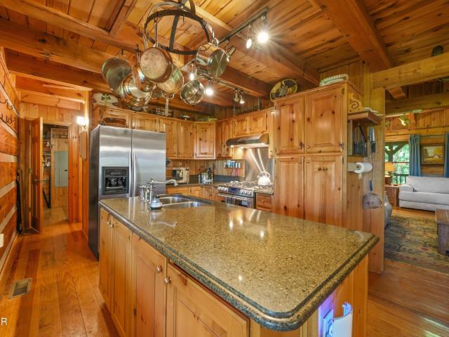 3694 Marian Lake Way