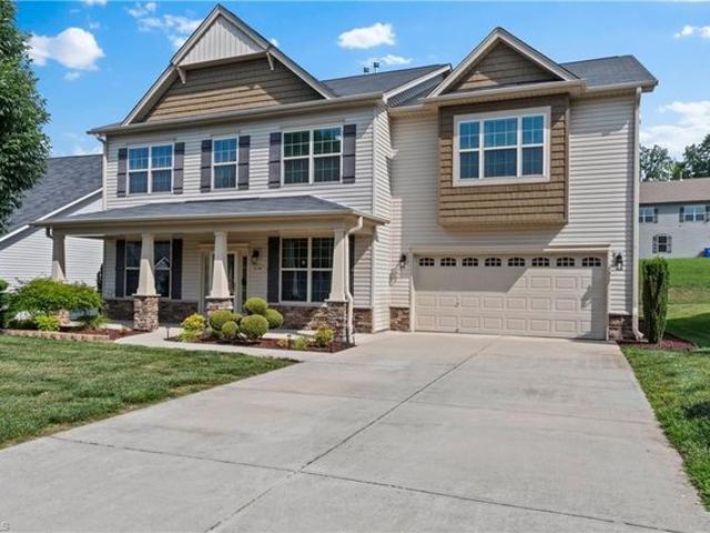 3694 Vestavia Dr, Kernersville, NC 27284