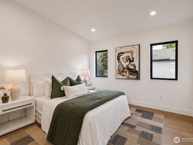 3695 nd Ave SE, Bellevue, WA 98006 | MLS #2537