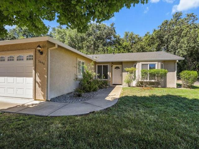 3696 Brentwood Ln, Anderson, CA 96007