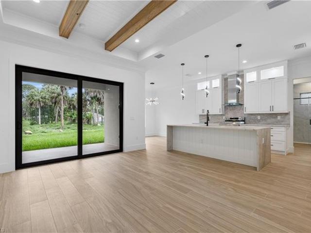 3696 18th Ave NE, Naples, FL 34120