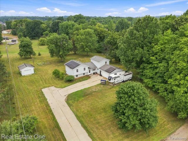 3697 W Lakeshore Drive