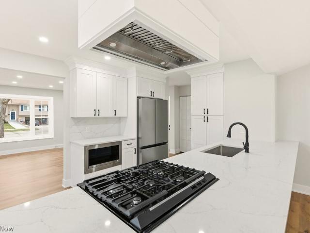 36988 Clearway Drive