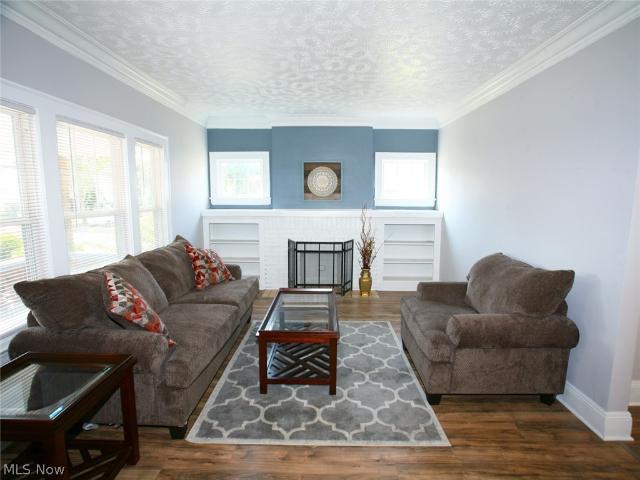 3698 Menlo Road