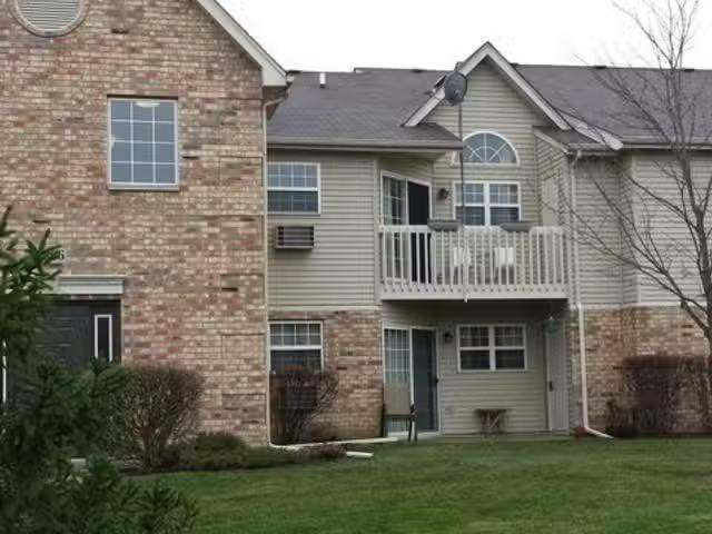 36906428 1506 Spring Brook Ct #2C