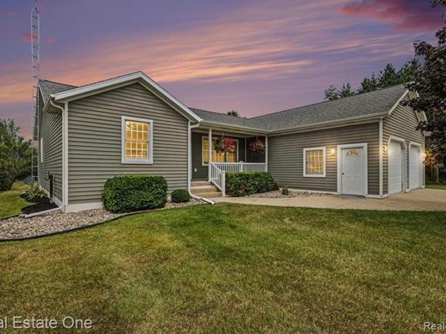 3690 Densmore Rd, Juniata Township, MI 48723