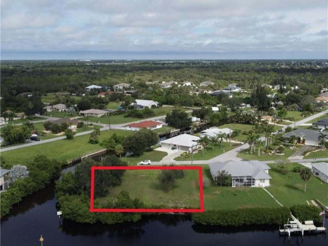 3690 Peace River Dr, Punta Gorda, FL 33983 | MLS #2025009 | Compass