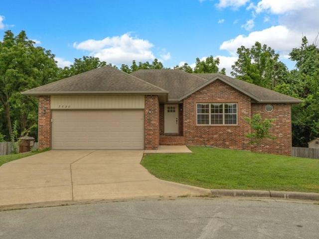 3690 W Erie St, Springfield, MO 65807