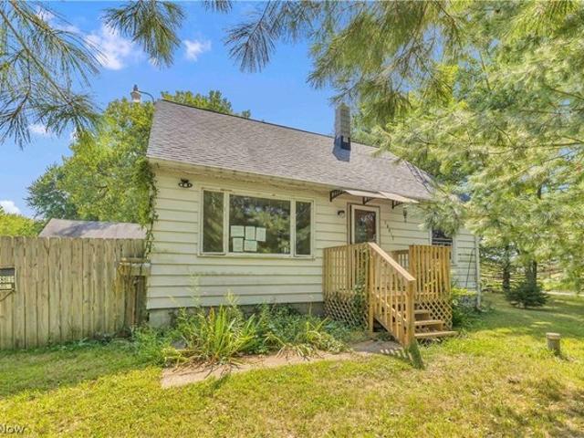 36913 Chestnut Ridge Rd, Lorain, OH 44035