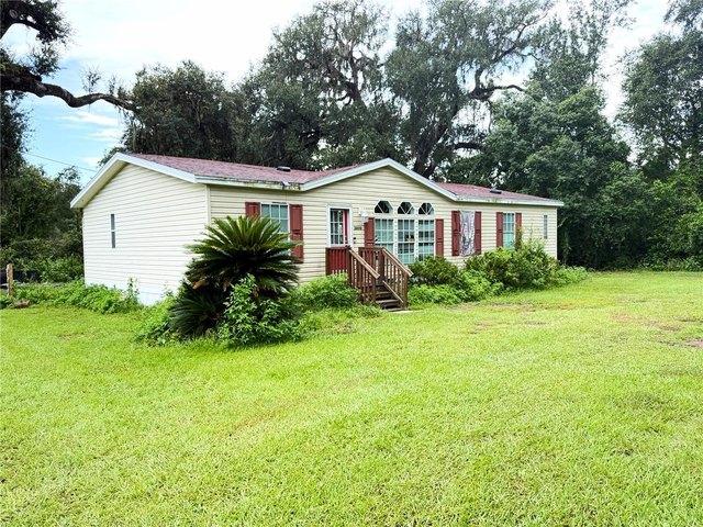 36910 Sunshine Rd, Zephyrhills, FL 33541