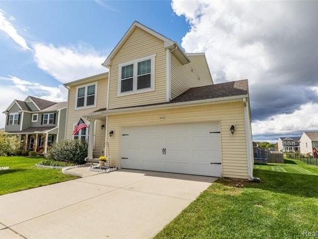 3691 Wescott Ct, Howell, MI 48855