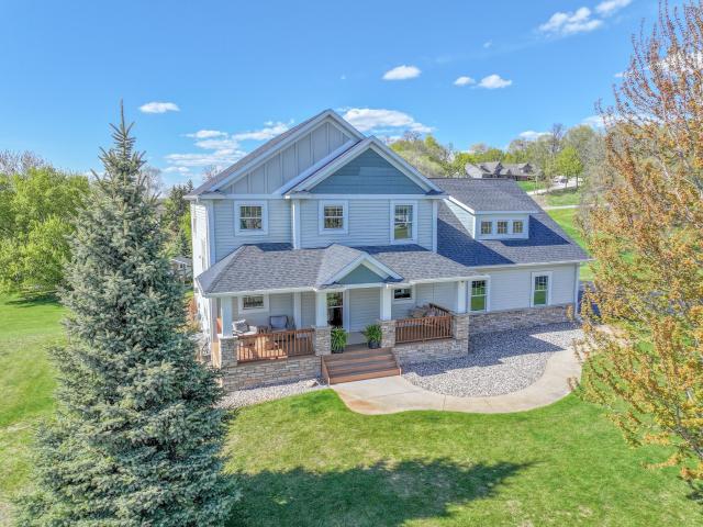 3693 Crestwood Ridge NE