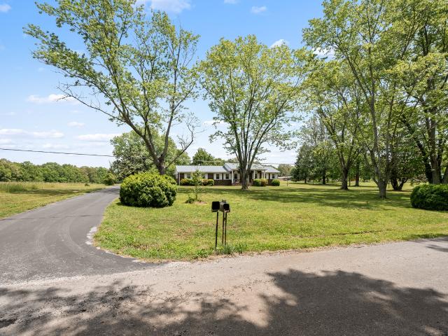 369 Brandontown Rd