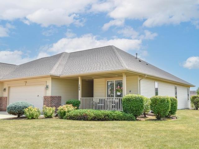 369 N Redding Cir, Belgium, WI 53004