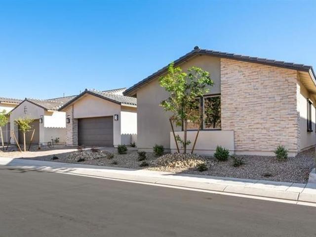 369 Portus Delphini Court