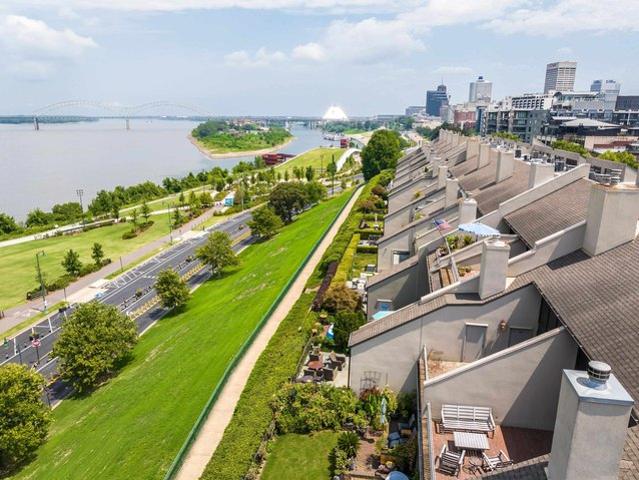 369 Riverbluff Pl Apt 3, Memphis, TN 38103