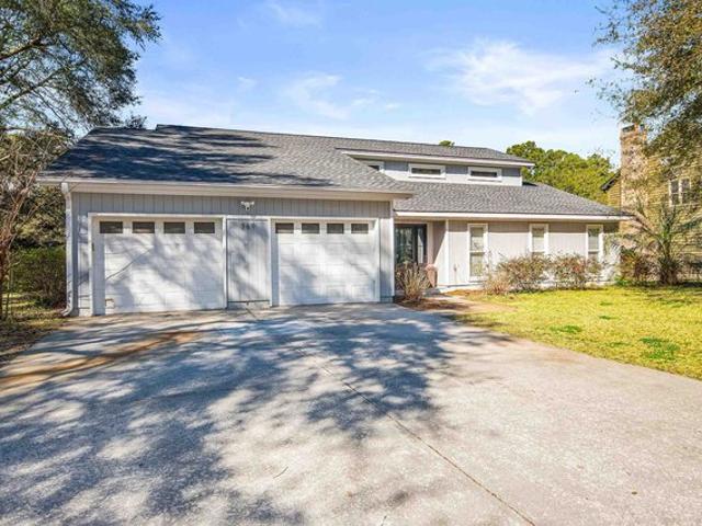 369 Rum Gully Cir, Murrells Inlet, SC 29576