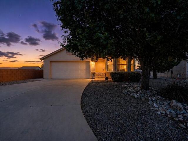 369 Whispering Meadows Dr NE, Rio Rancho, NM 87144