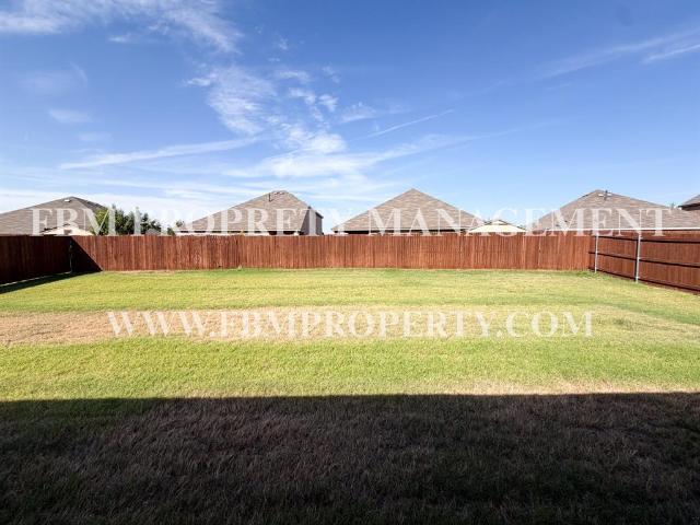 369 Thoroughbred Street