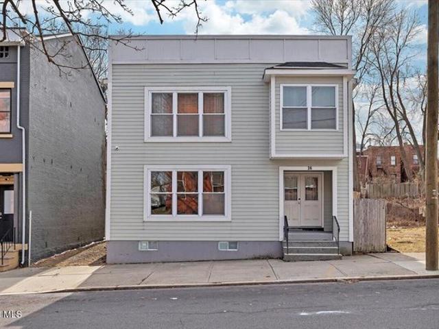 36 2nd St, Albany, NY 12210