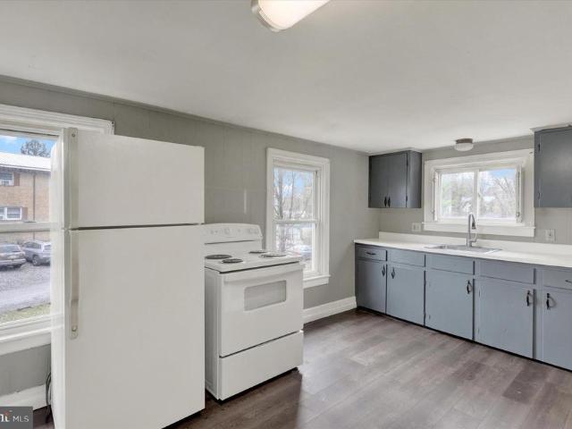 36 & 38 Middle Spring Avenue