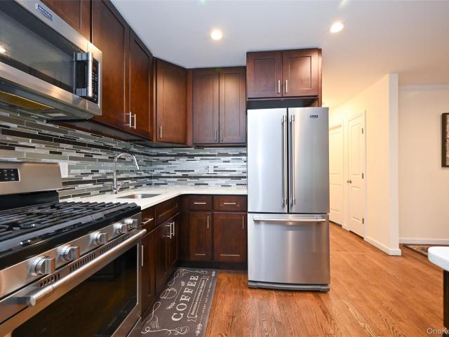 36 39 th Street