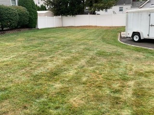 36 Vernon St, Sewaren, NJ 07077