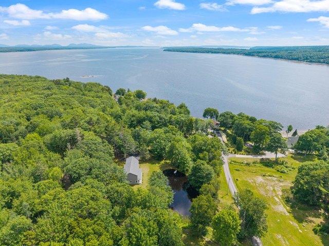 36 Viking Trail Ln, Surry, ME 04684