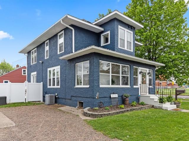 36 W Humbird St, Rice Lake, WI 54868