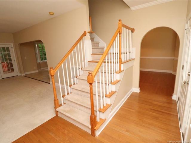 36 W Trafalgar Court