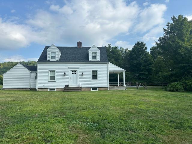 36 Washington Ave, Woodbury, CT 06798 | MLS #24159 | Compass