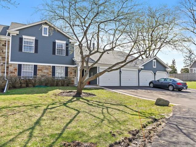 36 Waterbury Ln Unit 1, Schaumburg, IL 60193