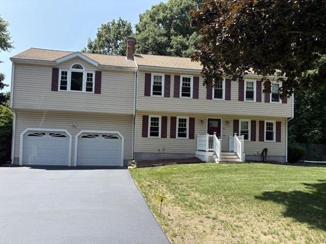 36 Westcott Rd, Hopedale, MA 01747