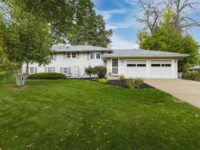 36 Western Ter, Golden Valley, MN 55426
