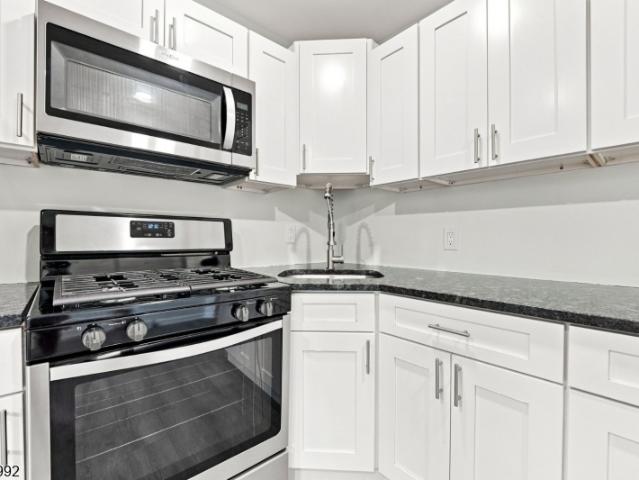 36 Whitfield St