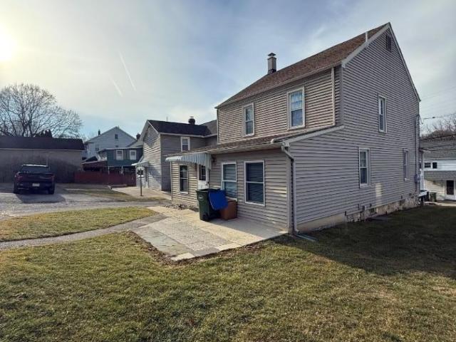 36 Willow Ave