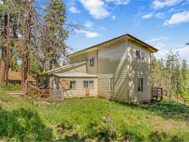 36 wooded ln