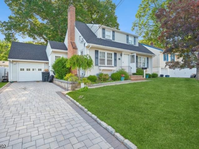 36 Woodside Ave