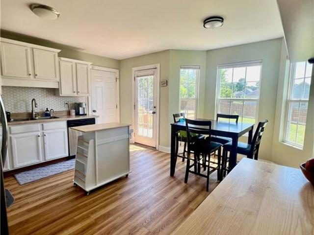 36 Abram Court
