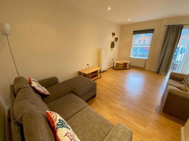 36 Ashley Courtyard, Belfast, BT9 7JS