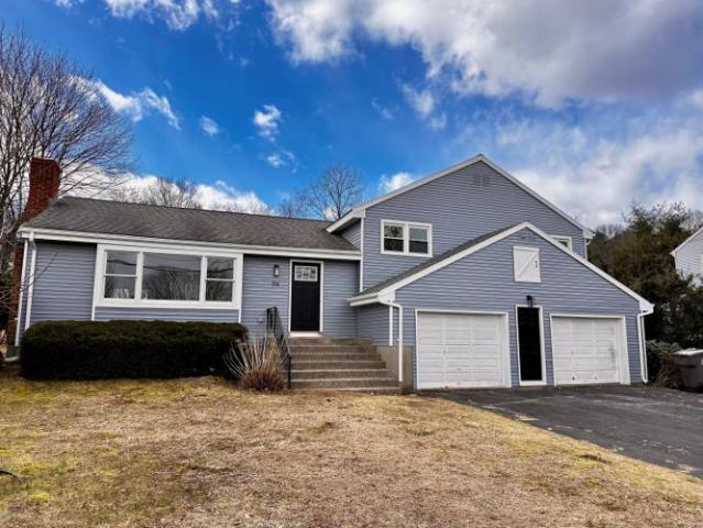 36 Baldwin Dr, Bristol, CT 06010