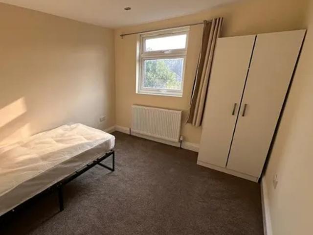 36 Bolton Road, London, E15 4JY, United Kingdom | Room for rent #128133993 | Rentberry