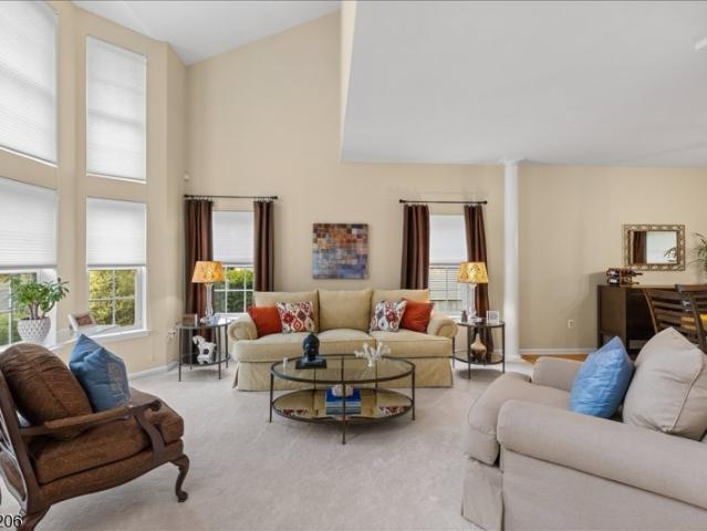 36 Blackstone Dr