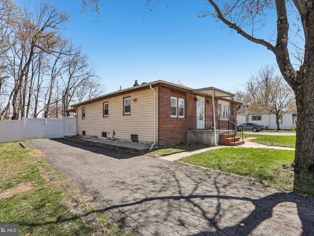 36 Browning Avenue