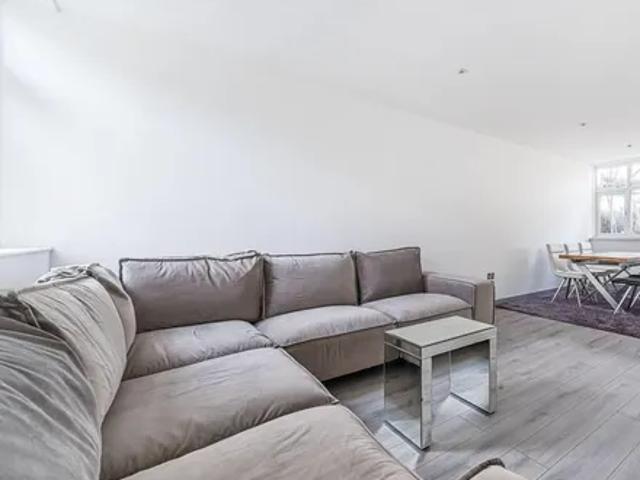 36 Broomfield, London, E17 8EA, United Kingdom | 1 bed house for rent #168181857 | Rentberry