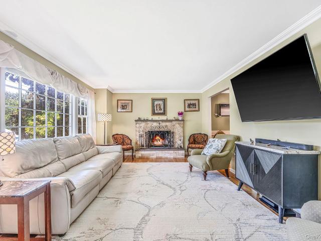 36 Briarwood Drive