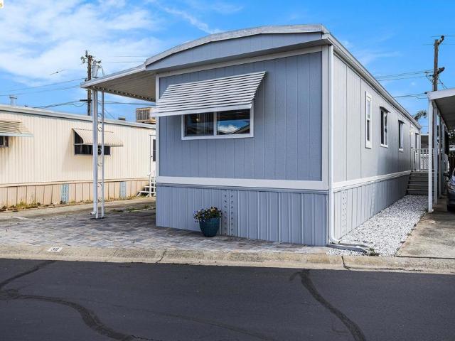 36 Cayuga St