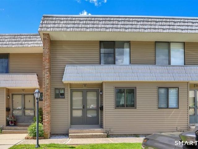 36 Cedar Land Ct Unit 36, Cromwell, CT 06416