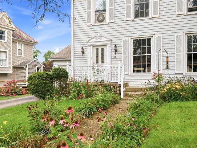 36 Chambers Avenue